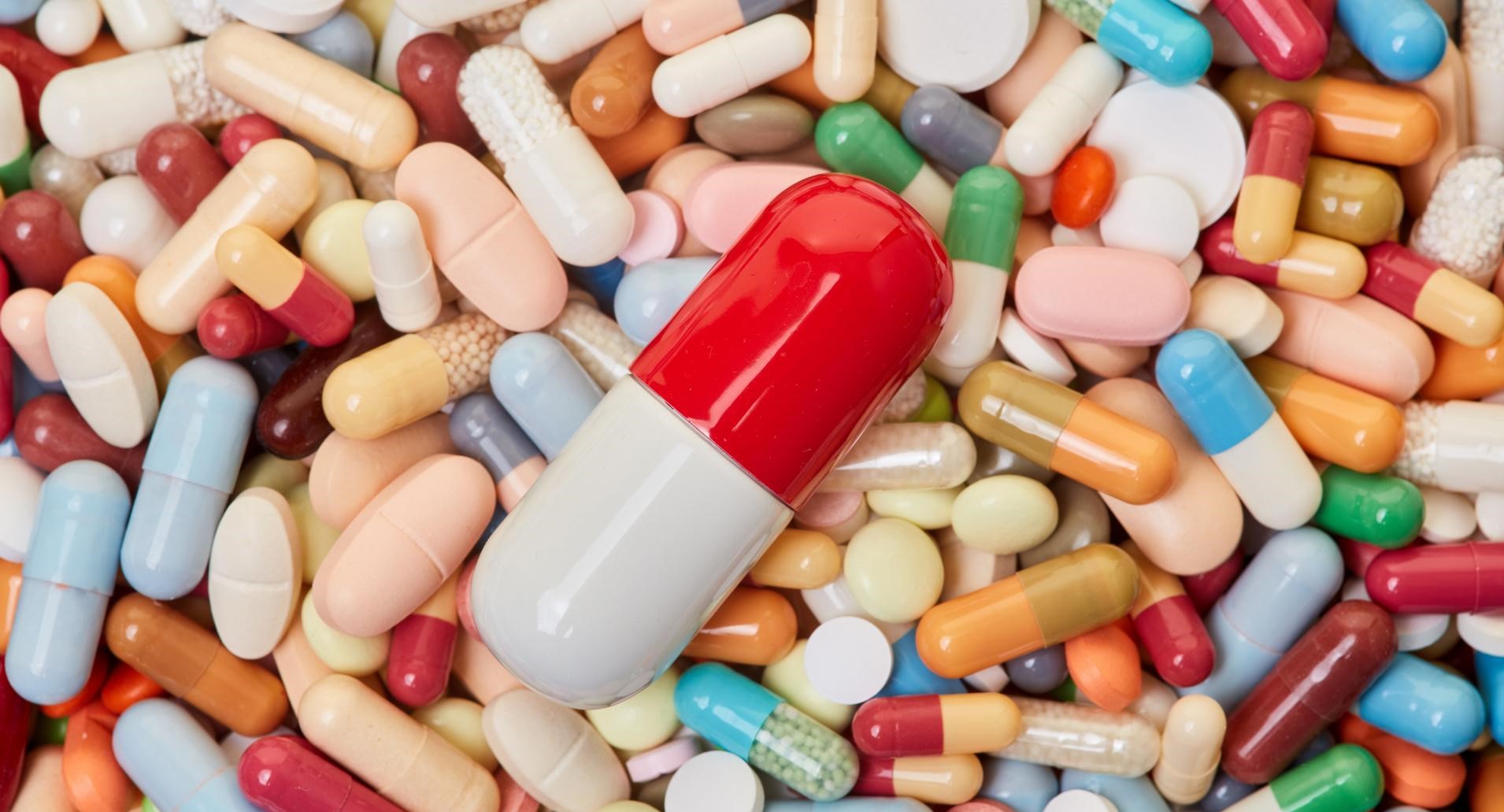 Thủ tướng ra Công điện về bảo đảm thuốc, trang thiết bị y tế phục vụ ...