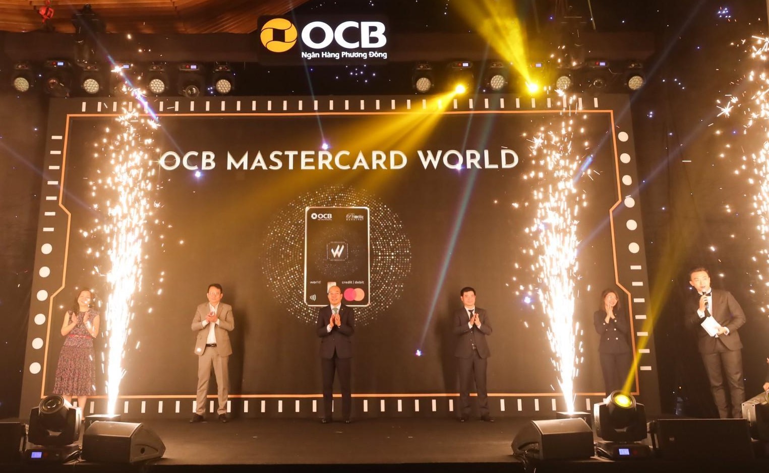 OCB ra mắt thẻ OCB Mastercard World dành riêng cho phân khúc khách hàng ...