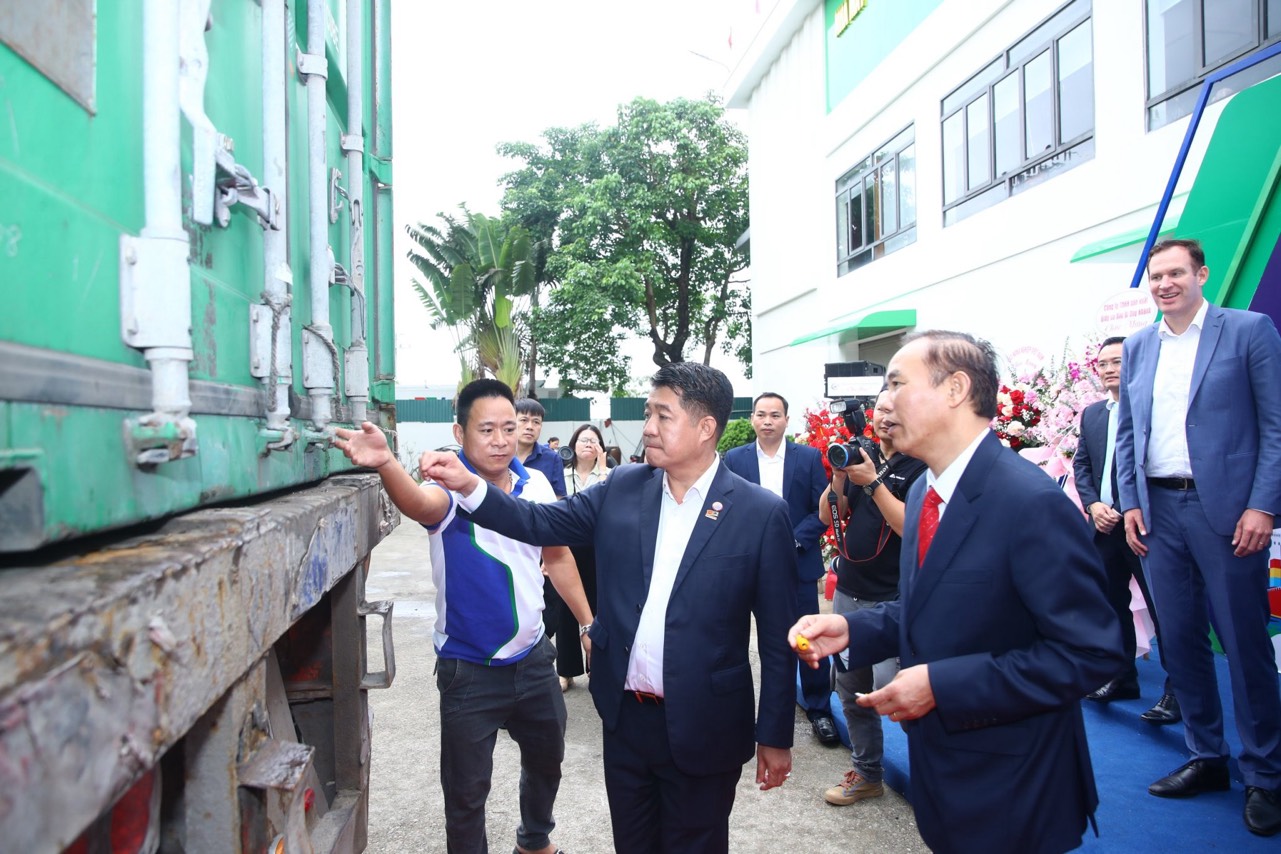 Visakan xuất khẩu lô hàng thuốc thú y đầu tiên sang thị trường Hồi giáo ...