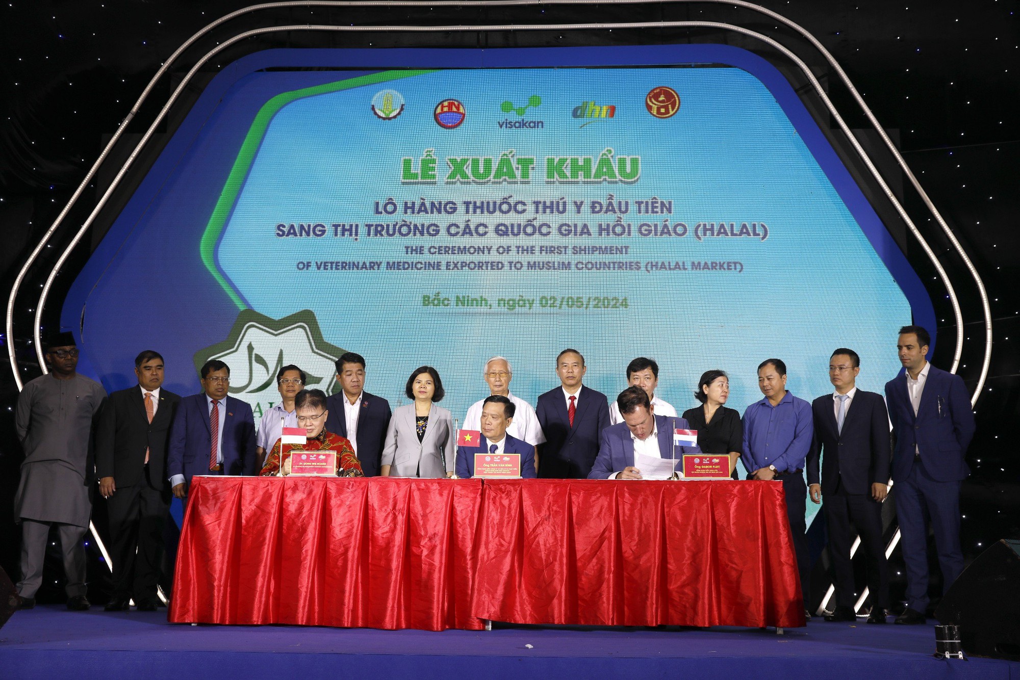Visakan xuất khẩu lô hàng thuốc thú y đầu tiên sang thị trường Hồi giáo ...