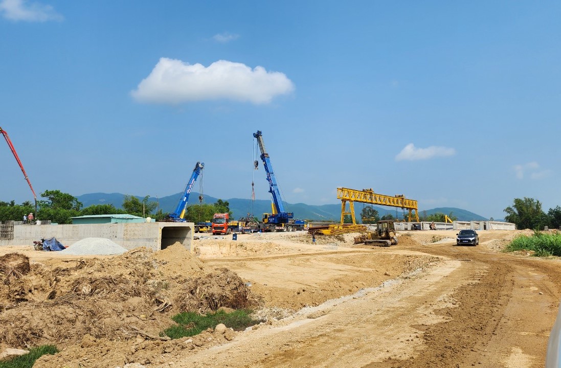 Quảng Ngãi hoàn thành công tác GPMB dự án cao tốc