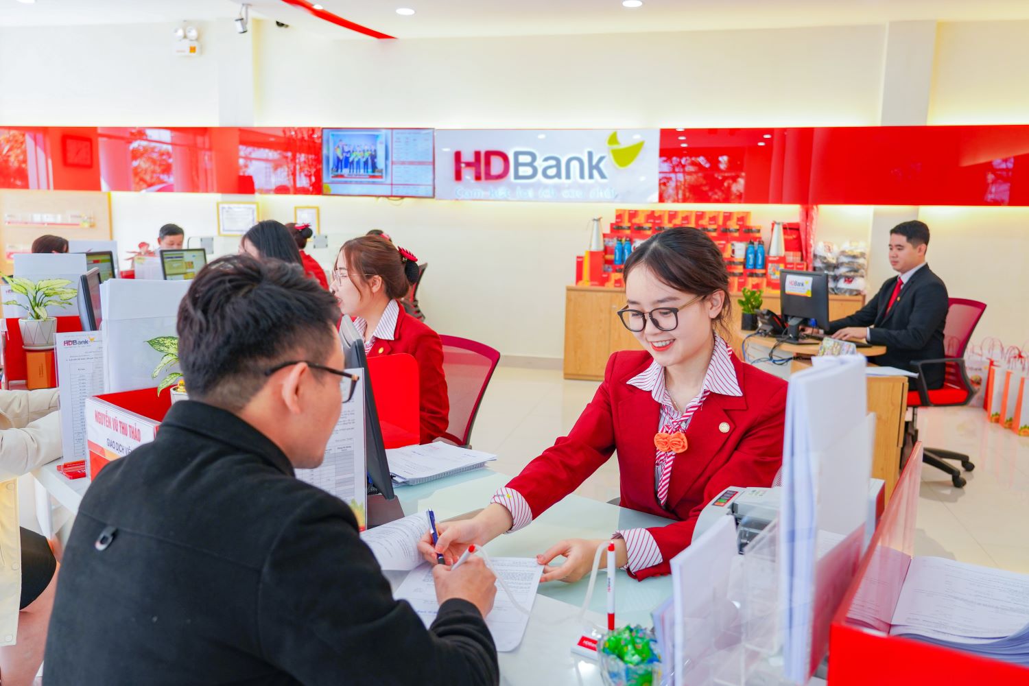 HDBank đặt mục tiêu phát triển bền vững làm trụ cột