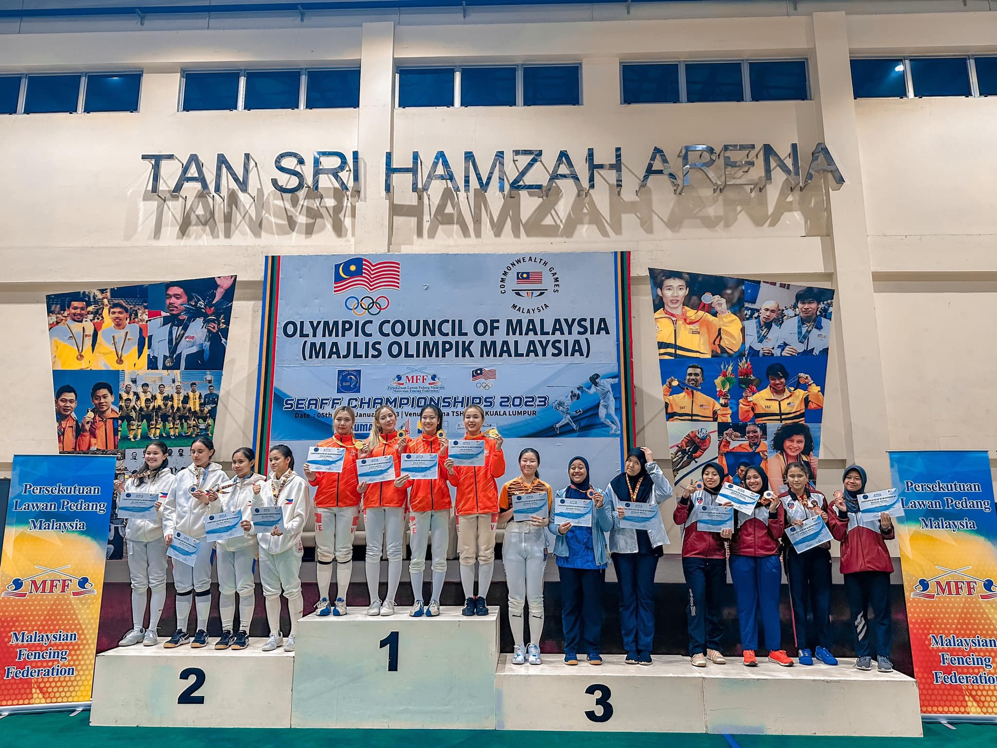 Viet Nam leads regional fencing championship with eight golds