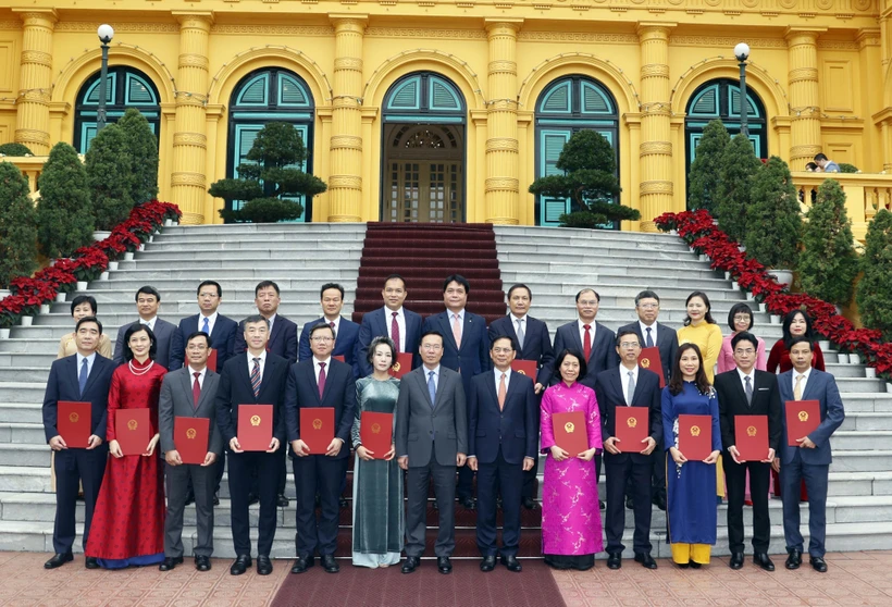 Viet Nam appoints 26 ambassadors, heads of diplomatic missions