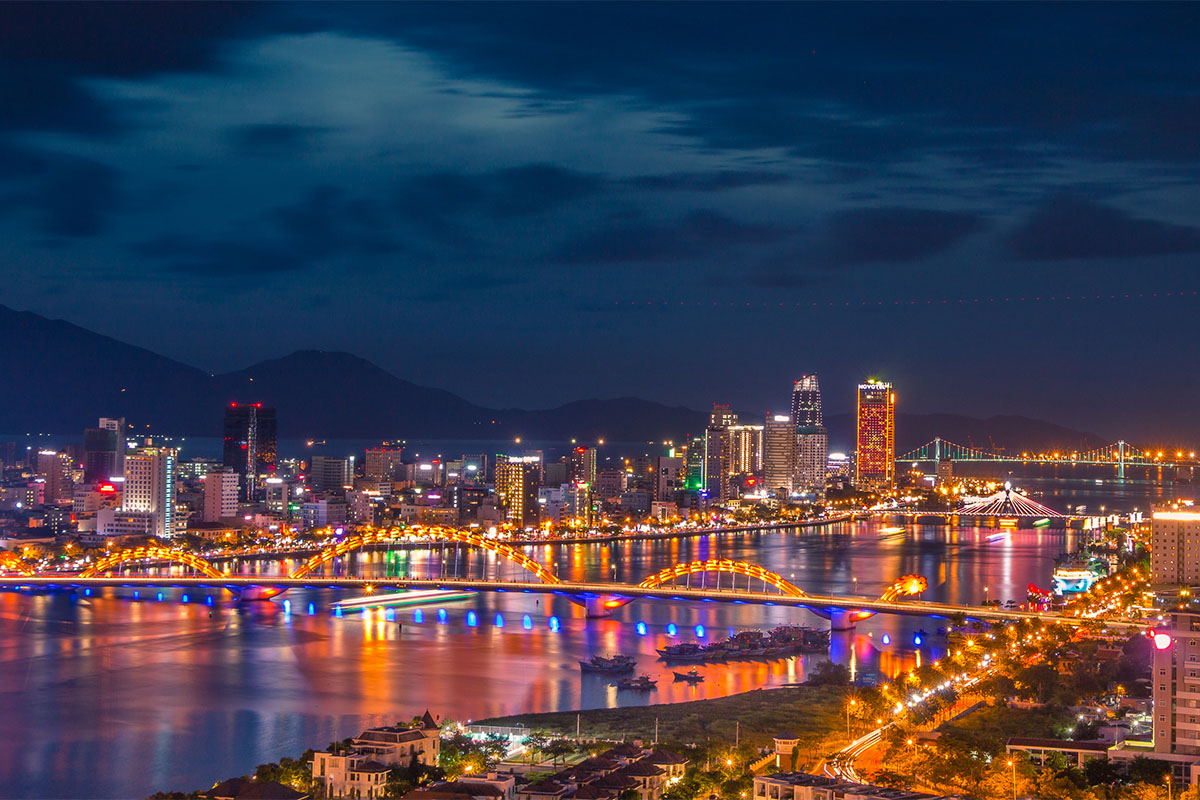 Emirates to open four air routes to Da Nang from June 2
