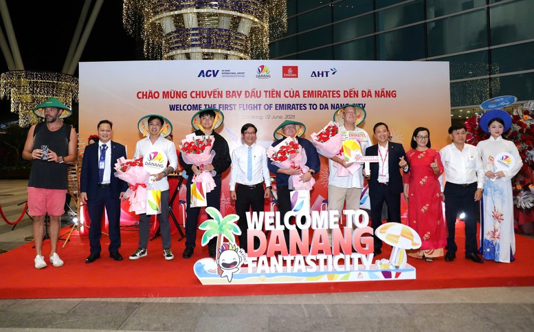 Emirates Airlines launches new route connecting Da Nang and Dubai