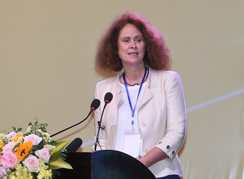 PM Hosts Conference on Climate-resilient Development Of Mekong Delta