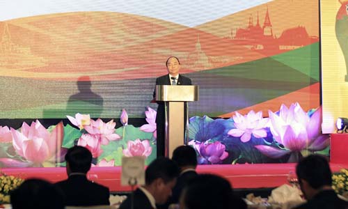 PM chairs Gala dinner with crucial partners