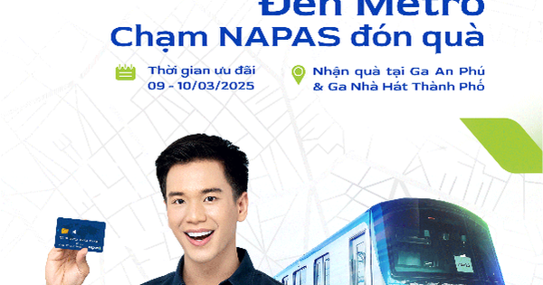 Chủ thẻ NAPAS đi Metro ‘xé túi mù’ nhận quà tặng bất ngờ
