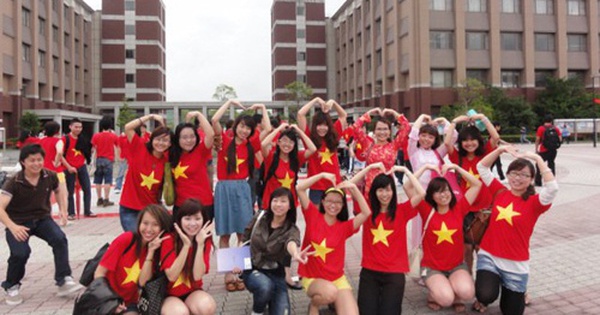Vietnamese students make second largest group of int’l students in RoK