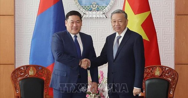 Party chief, President meets Mongolian Prime Minister, top legislator