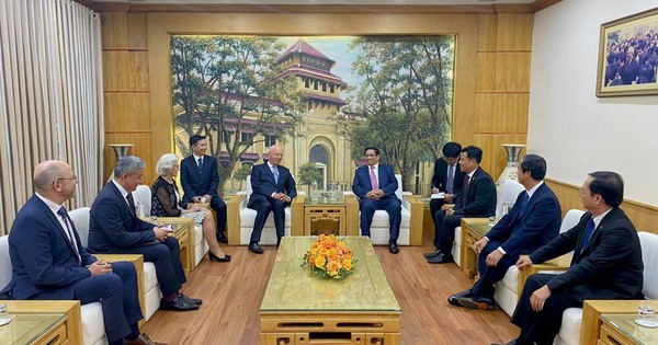 Prime Minister hosts WEF Founder, Executive Chairman