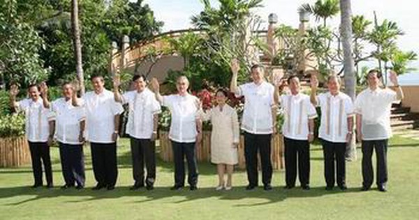 Narrowing development gaps between members to form a desired ASEAN ...