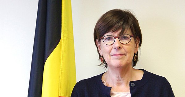 Outgoing Belgian Ambassador receives friendship insignia
