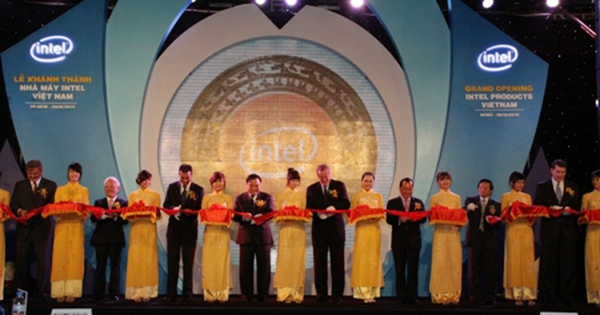 Intel inaugurates world’s largest chip plant in VN