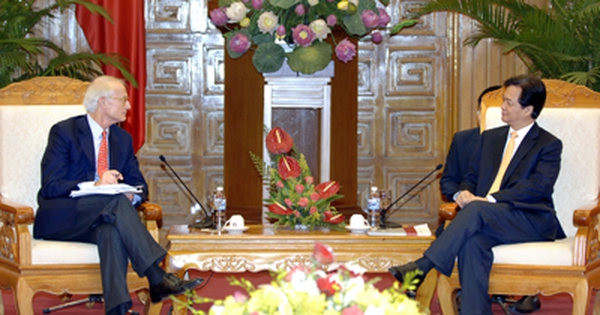 PM welcomes Prof. Michael Porter